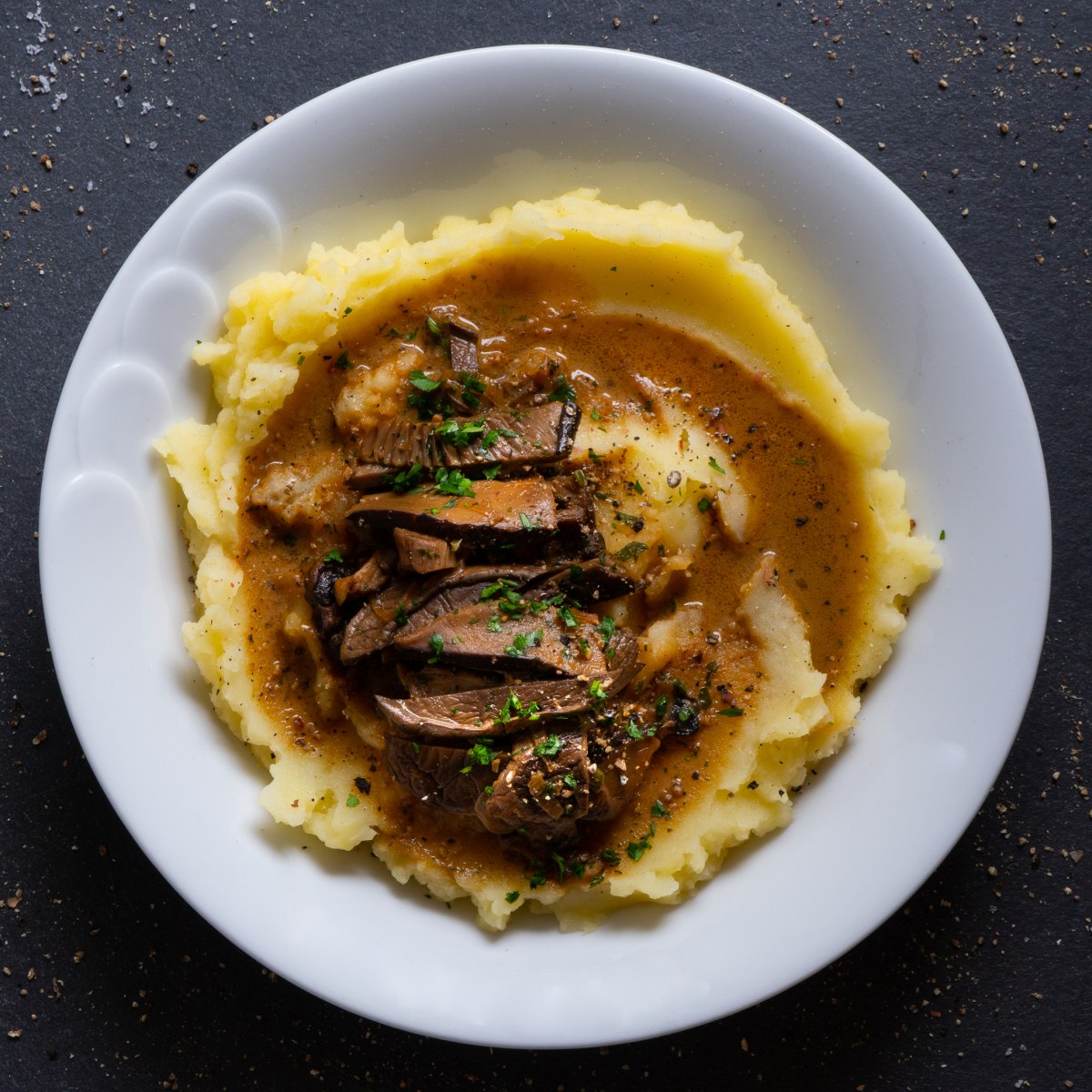 pire krompir s kremno omako iz jurčkov – irispotatolover